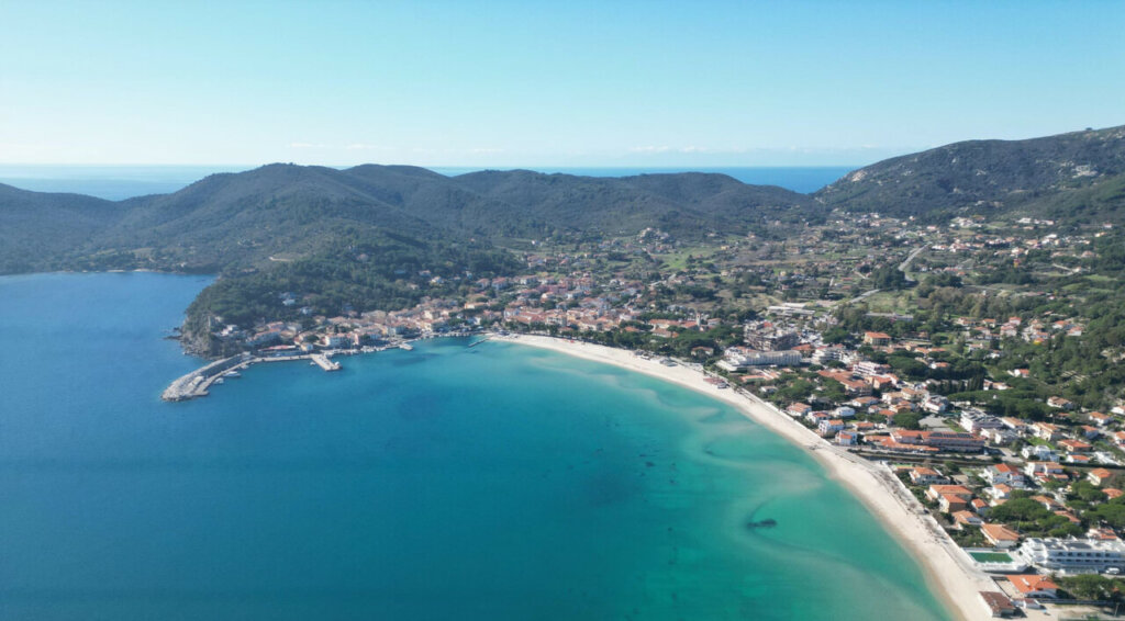 Boato in Toscana: ipotesi meteorite a sud di Montecristo - Corriere Toscano